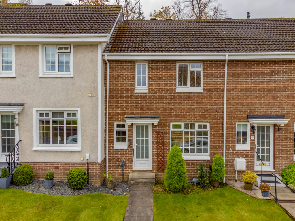 Strathview Park, Netherlee - Thomson Residential